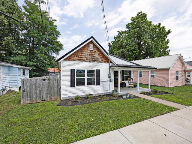 323 E Office Street