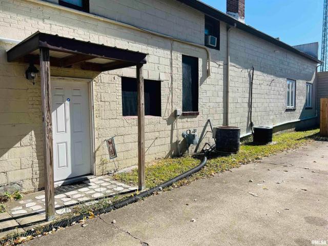 323 e raymond street