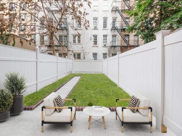 323 East 90th Street, New York, NY