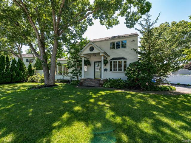 323 Eastwood Boulevard