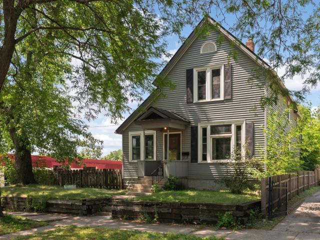 323 Erie Street