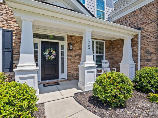 323 Forsythia Lane