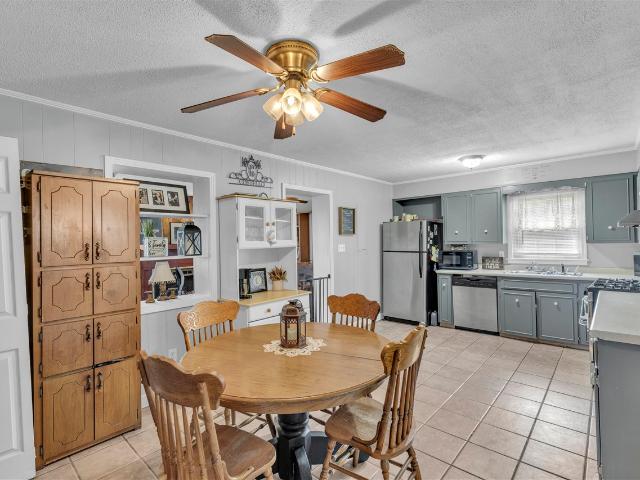 323 Franklynn Hills Drive