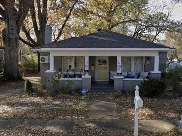 323 Fulton St, Corinth, MS 38834
