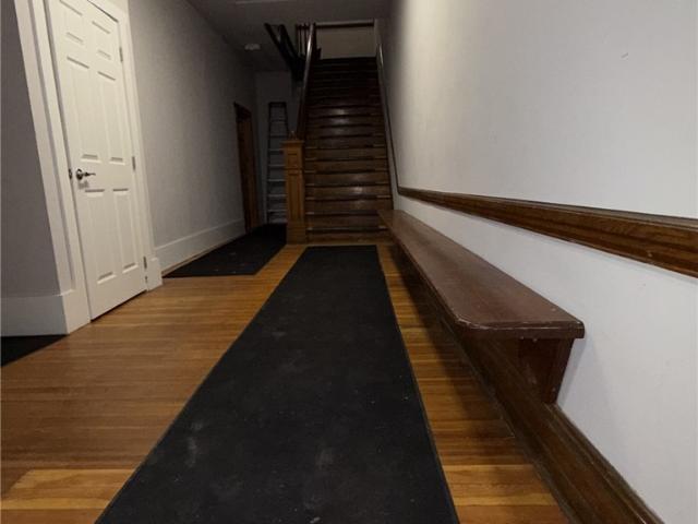 323 Kellys Way D
