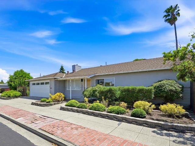 323 Hiller Street