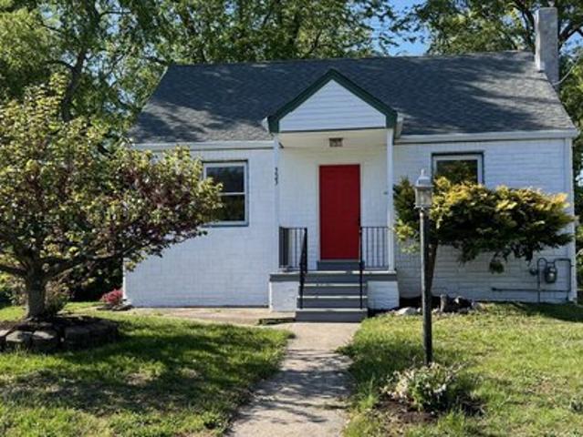 323 Jackson Ave, Magnolia, NJ 08049
