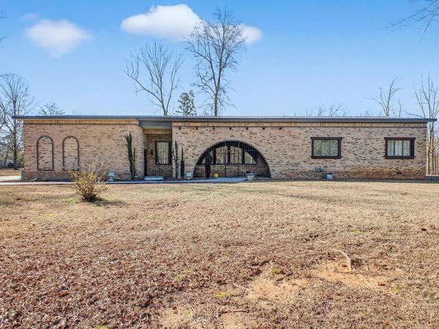 323 Longhorn Road