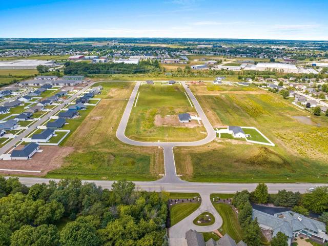 323 Lansdowne St, Unit 276, De Pere, WI 54115 | MLS #50306 | Compass