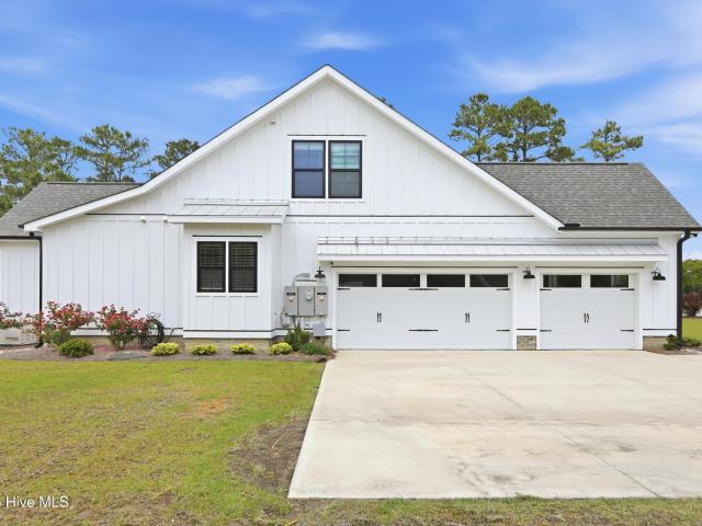 323 Leaward Trace