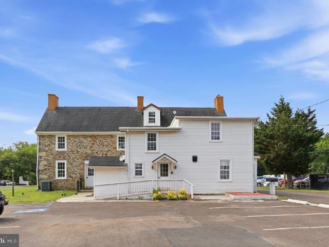 323 Lincoln Highway # SUITE 2