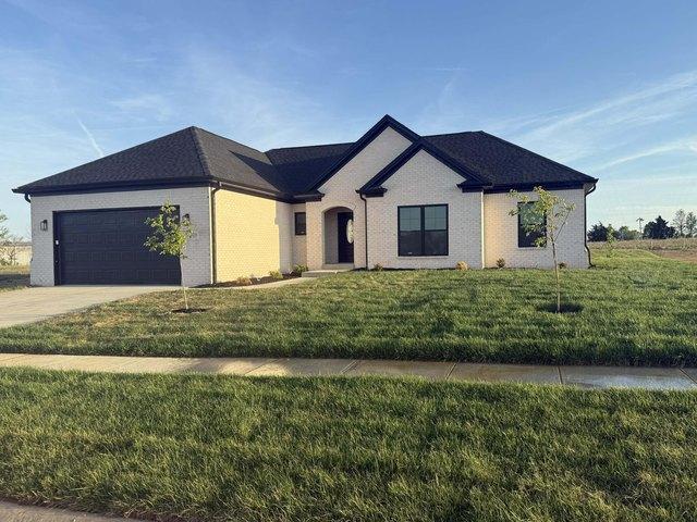 323 Mohegan Trl, Richmond, KY 40475