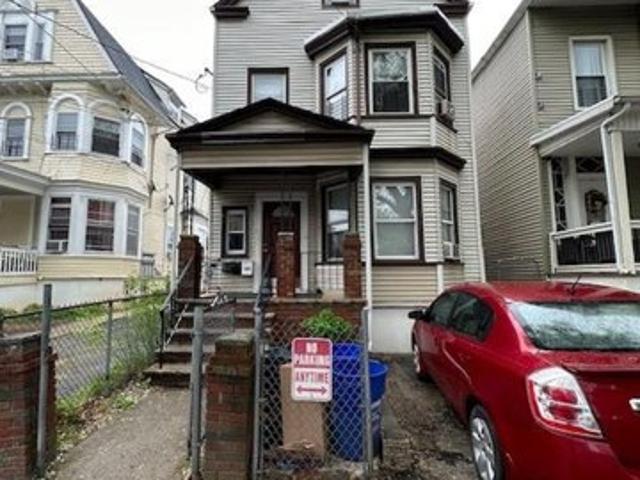 323 N 7th St, Newark, NJ 07107