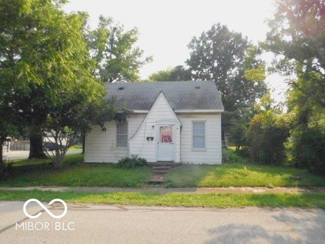 323 N Desart St, Brazil, IN 47834