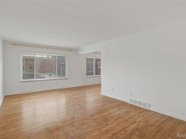 323 N Eton Street # 35C