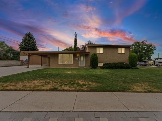 323 N Holiday Dr E, Brigham City, UT 84302