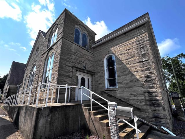 323 N Montgomery Street
