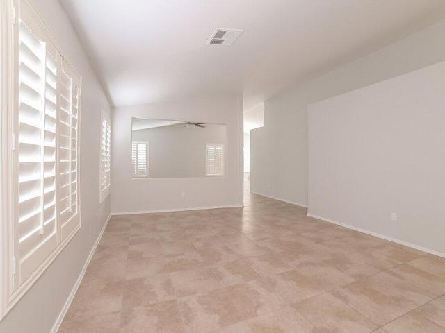 323 N Ocean Dr, Gilbert, AZ 85233 | MLS #7006 | Compass