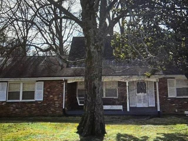 323 Nokes Dr, Hendersonville, TN 37075