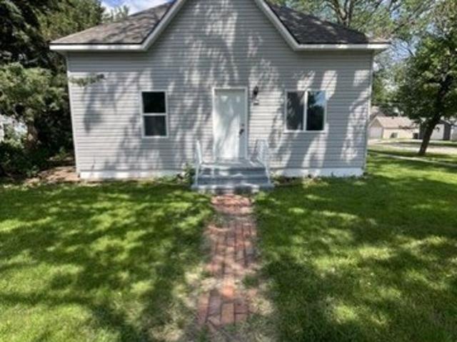 323 S Baltimore Ave, Hastings, NE 68901