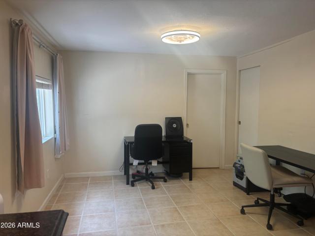 323 S ELDEN Street # 1/4