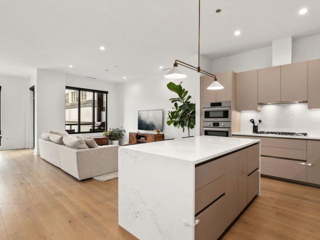 323 S Racine Avenue # 6C