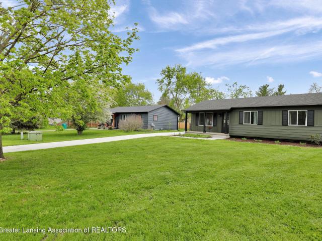 323 Scarlett Oak Lane