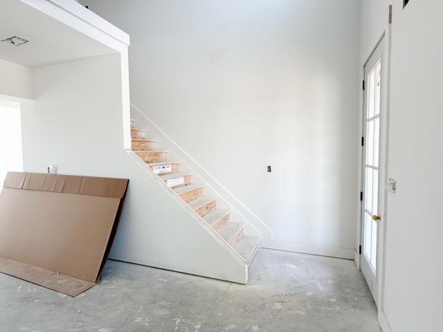 323 Skaggs Boulevard
