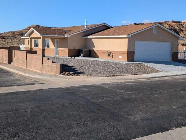 323 Sunrise Bluffs Drive