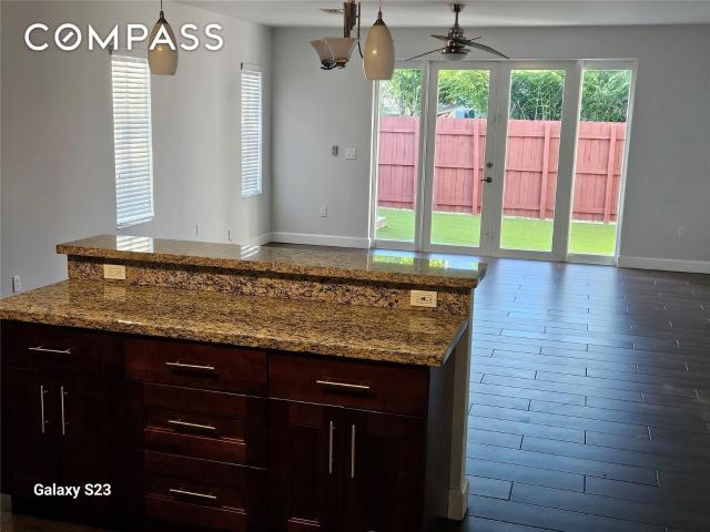 323 SW 11th St, Fort Lauderdale, FL