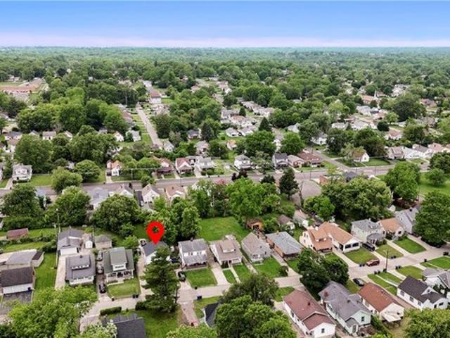 323 Roxbury Rd, Dayton, OH 45417