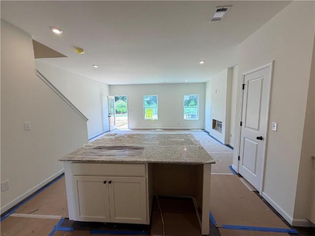 323 Rolling Green Road 101