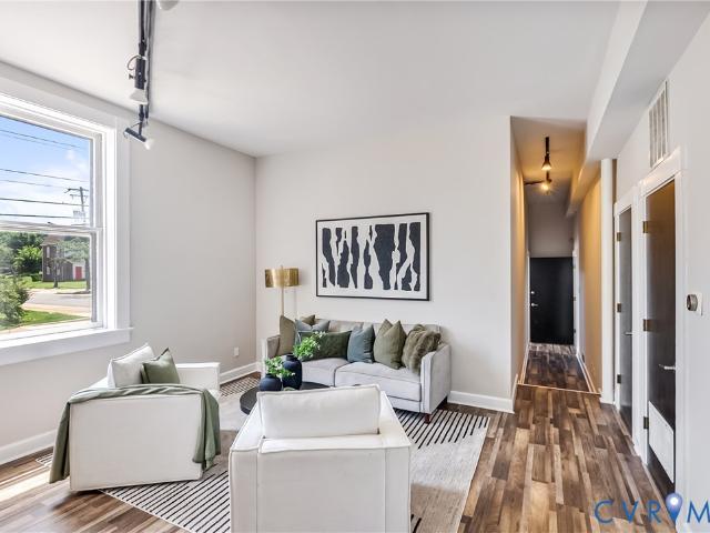323 Randolph Street