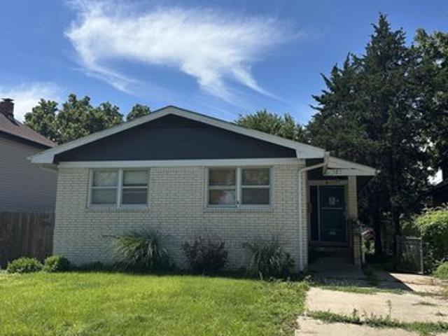 323 W 2nd St, Junction City, KS 66441