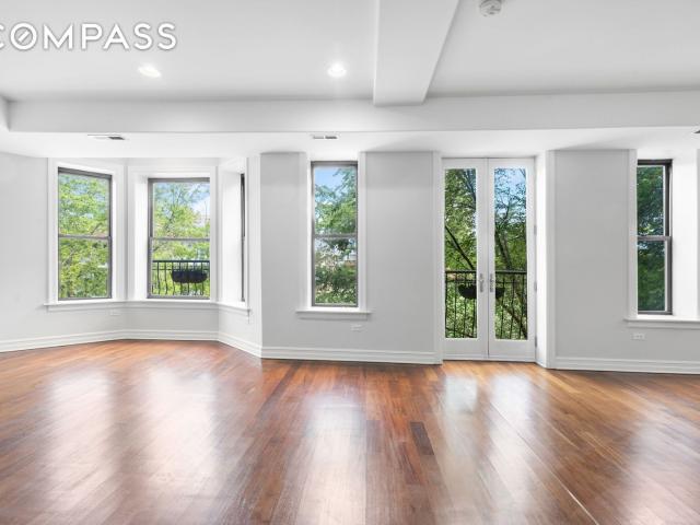 323 W Webster Ave 3, Chicago, IL