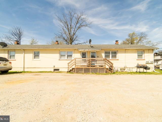 323 W Peach St, Unit B, Vineland, NJ 08360 | MLS #NJCB2030 | Compass