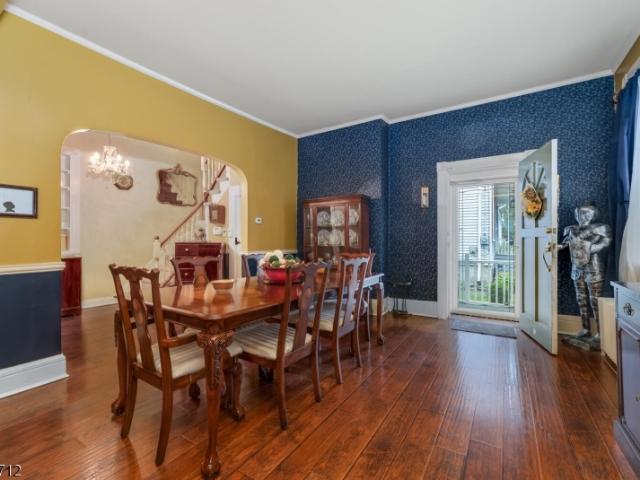 323 Water St