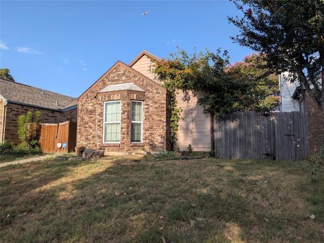 323 Teakwood Lane