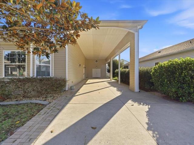 323 Travelers Dr, Polk City, FL 33868 | MLS #L4946 | Compass