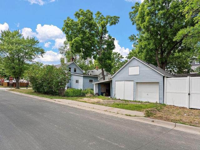 323 Tyler Street