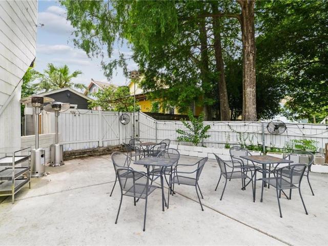 323 Verret Street