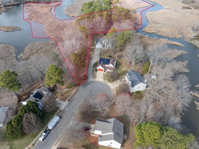 323 Vista Point DR