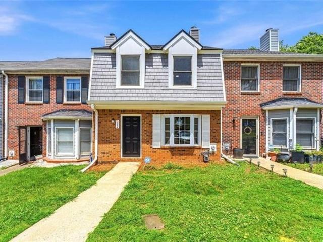 3244 Hampton Ct SE, Smyrna, GA 30082