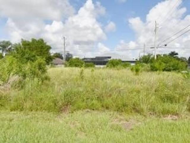 3244 SW Hambrick St, Port Saint Lucie, FL 34953