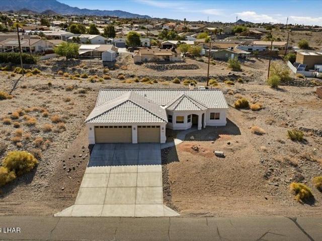 3244 Sheik Dr, Lake Havasu City, AZ 86404