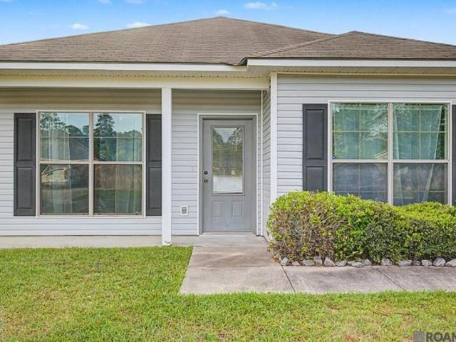 32453 Lake Point Blvd, Denham Springs, LA 70726