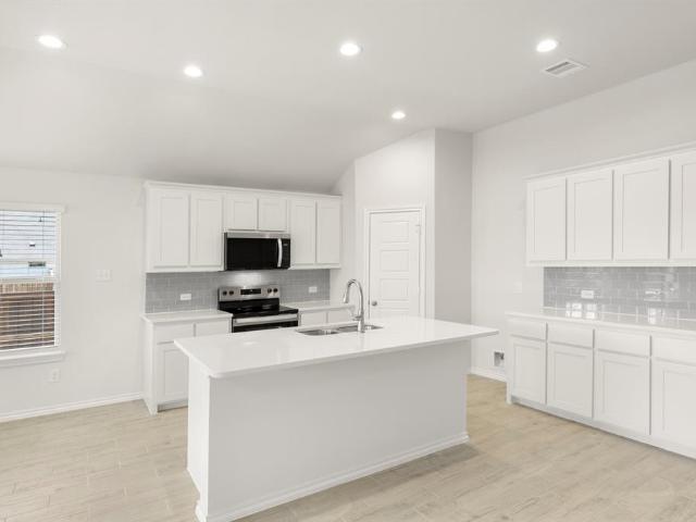 3245 Mercer Drive