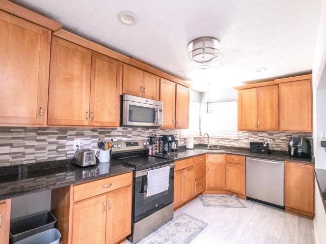 3245 Aqueous Lane