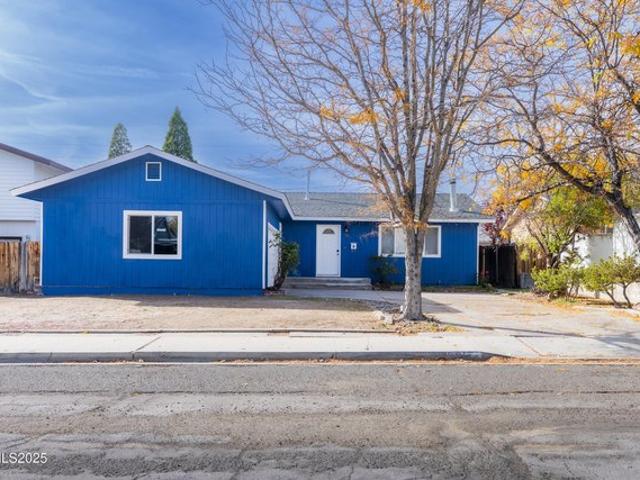 3245 Elaine Way, Sparks, NV 89431