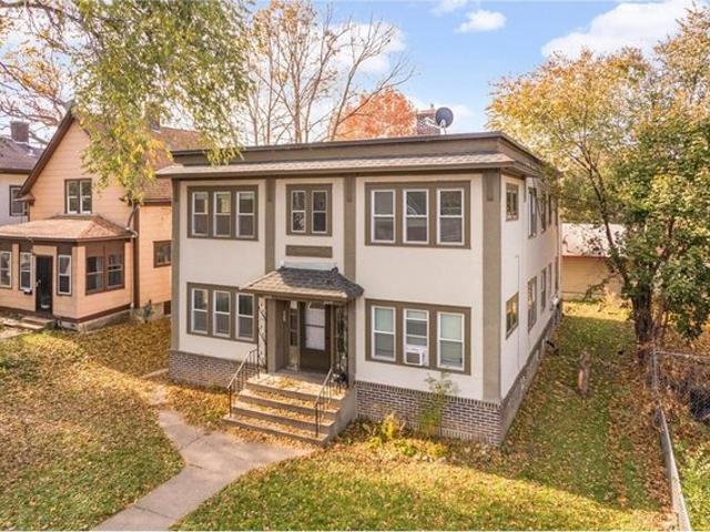 3245 Penn Ave N, Minneapolis, MN 55412